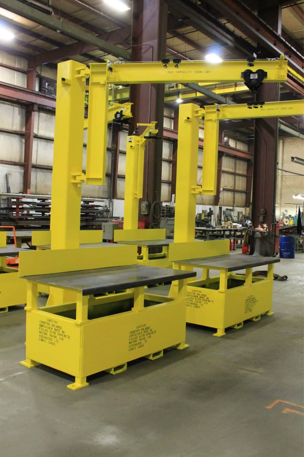 Workstation Cranes | Workbench with Integrated Jib Crane